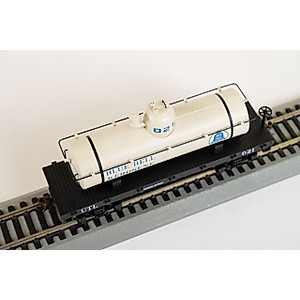 Bachmann Trains - Old-Time Tank Car - Blue Bell Kerosene #021 - HO Scale