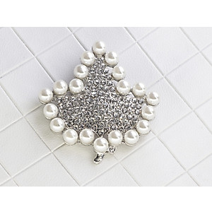 TONGXIN Alpha Kappa A Brooch Pin Sorority Paraphernalia Gift Rhinestone Brooch Sparkling Faux Pearl Brooch Pin(WHITE)