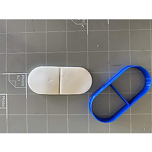 Pill Cookie Cutter (2.5 Inch)