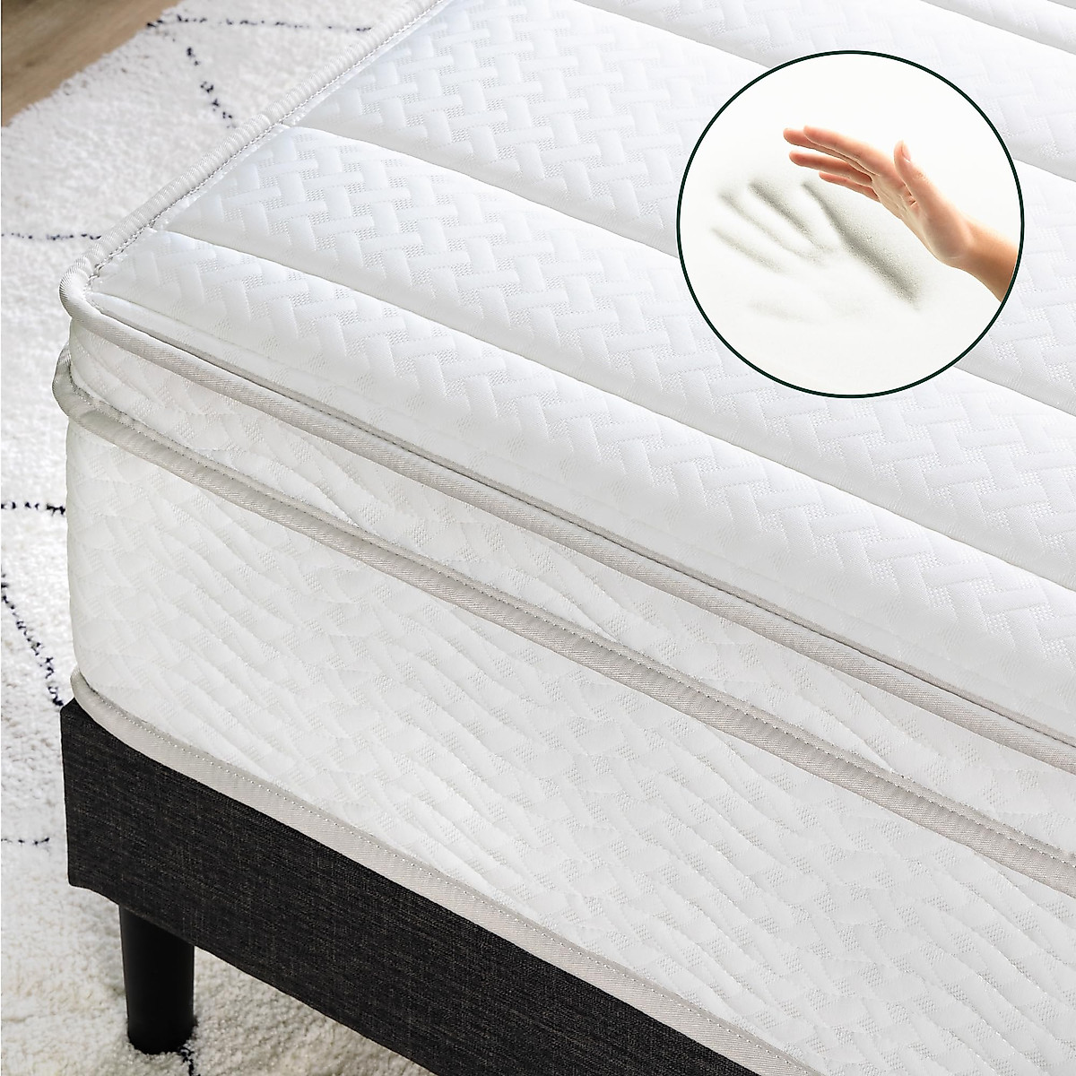 ZINUS 12 Inch Foam and Spring Hybrid Mattress [New Version], King, Fiberglass Free, Medium Firmness, Durable Support, Certified Safe Foams & Fabric, Mattress in A Box