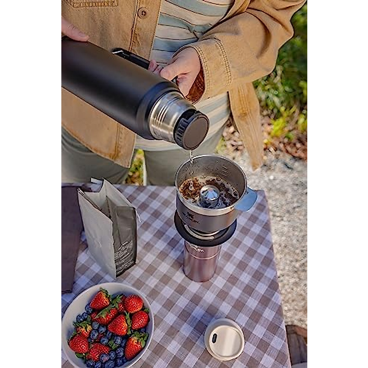 Stanley Transit Trigger-Action Travel Mug 16oz Rose Quartz Glow