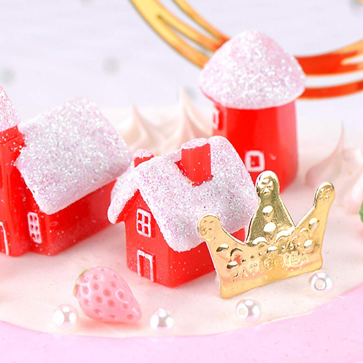 SEWACC 8pcs Christmas Indoor Decoration Christmas Tree Ornaments Christmas Houses Christmas Desktop Decor for Miniature DIY Snow Globe Kit Desktop Decoration Red Crafts Candy