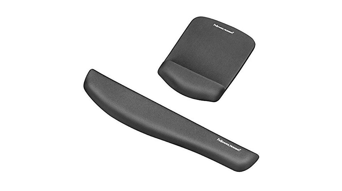 Fellowes PlushTouch Wrist Rest with FoamFusion Technology