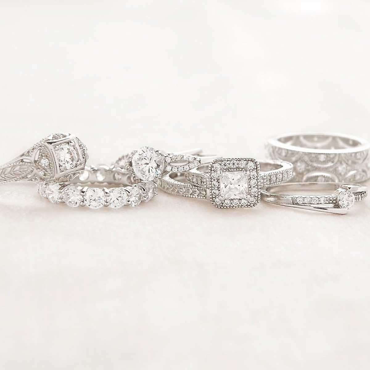 Women's Sterling Silver Halo Princess Cut CZ Wedding Engagement Ring Set, ring size 9 - Wedding Ring Set for Her - Wedding Jewelry - Princess Cut Engagement Ring - Alternative Engagement Ring Set -