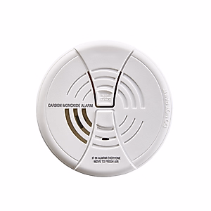 FIRST ALERT Carbon Monoxide Alarm | BRK CO250 Battery Operated Carbon Monoxide Detector With 9-Volt Battery & Two Silence Features