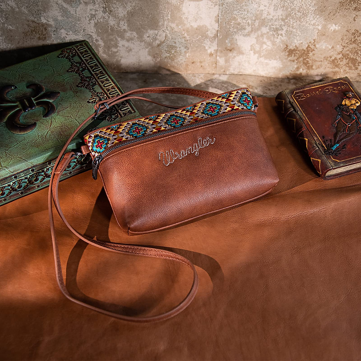 Wrangler Clutch Wristlet Purse Western Crossbody Bags Embroidered Wallet for Women Cell Phone Purse,WG51-181BR