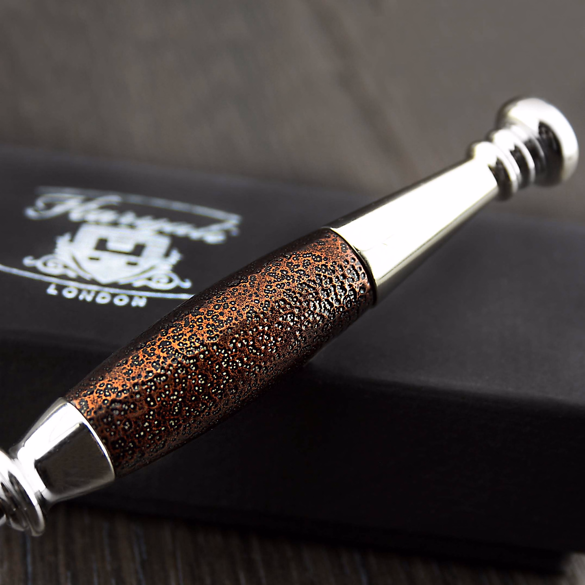 Haryali London 3 Edge Shaving Razor with Maroon Antique Handle Beard and Mustache Safety Razor for Mens Perfect Shave