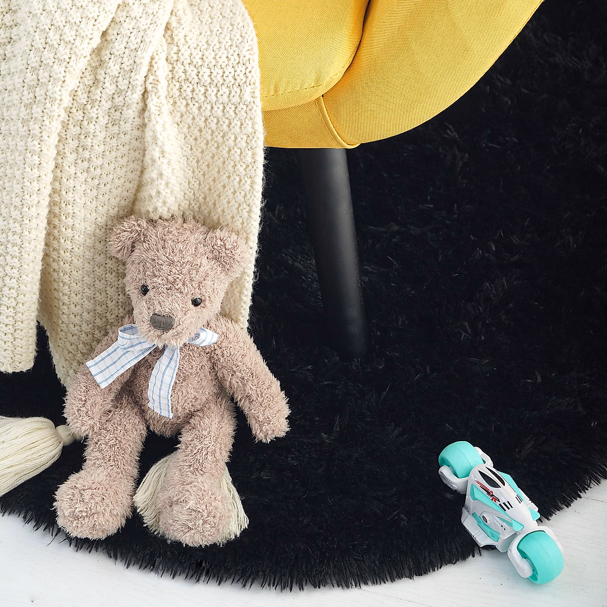 ISEAU Oval Fluffy Rug Carpets, Modern Plush Shaggy Area Rug for Kids Bedroom Extra Comfy Cute Nursery Rug Bedside Rug for Boys Girls Room Home Decor Mats, 2.6 x 5.3ft, Black