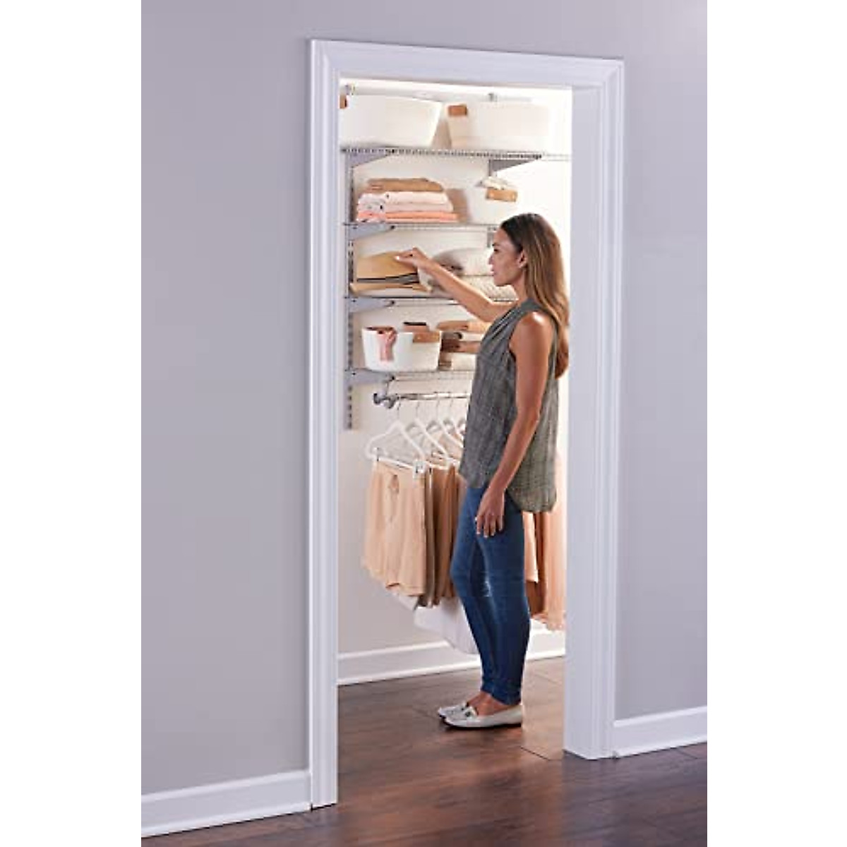 Rubbermaid Configurations Deluxe Custom Closet Kit, 3-6 Ft. Adjustable Metal Wire Shelving, Titanium Finish, Expandable Organization System, Hardware Included, for Home Closet/Pantry/Laundry/Mudroom
