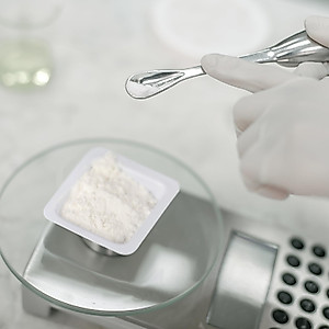 Saysurey 200 Pcs Weigh Boats Small 7 ml Plastic Disposable Trays for Scale Plastic Square Weighing Boats Mini Pour Boat Tray Powder Weight, Epoxy, Food Samples