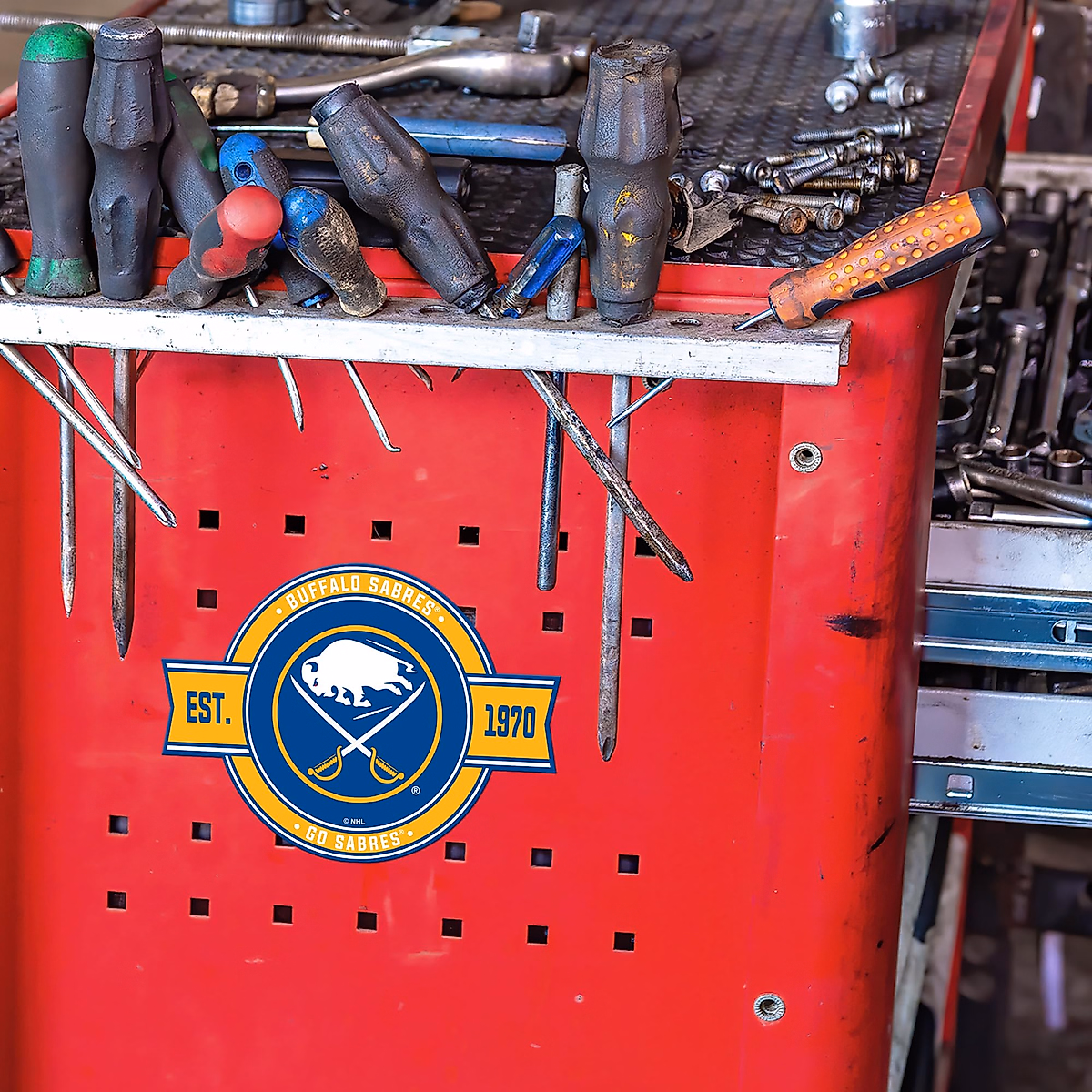 Rico Industries NHL Hockey Buffalo Sabres Standard Badge Magnet - for Car, Fridge