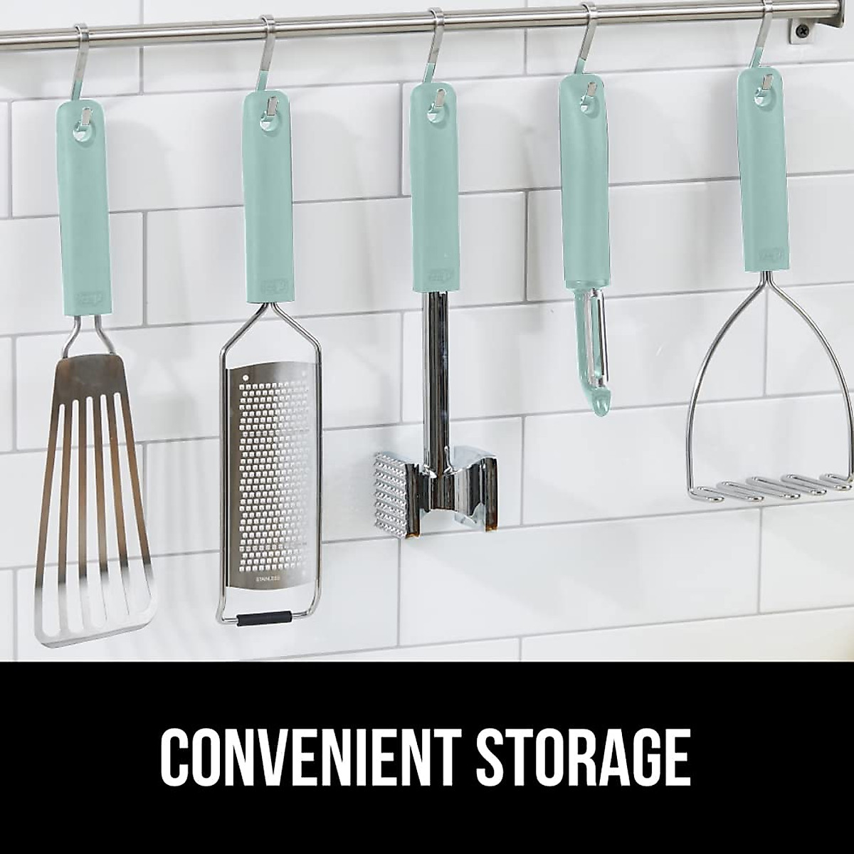 Gorilla Grip Swivel Vegetable Peeler, Sharp Stainless Steel Blades, Comfortable Handle, Dishwasher Safe, Kitchen Food Peelers, Easy Peeling, Peel Vegetables, Apple, Potato, Safe Blade Guard, Mint