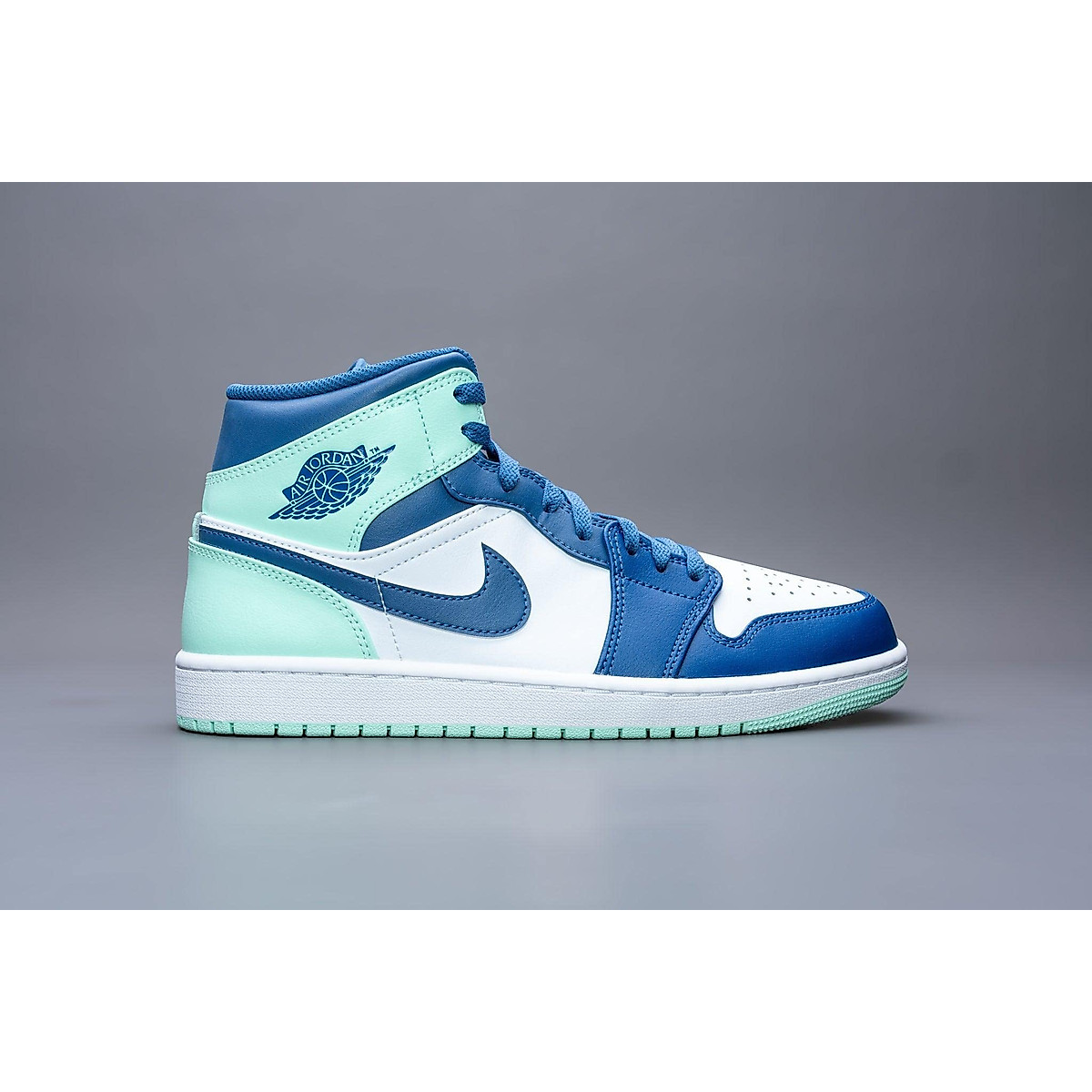 Nike Men's Air Jordan 1 Mid Sneaker, Mystic Navy/Mint Foam-white, 8.5