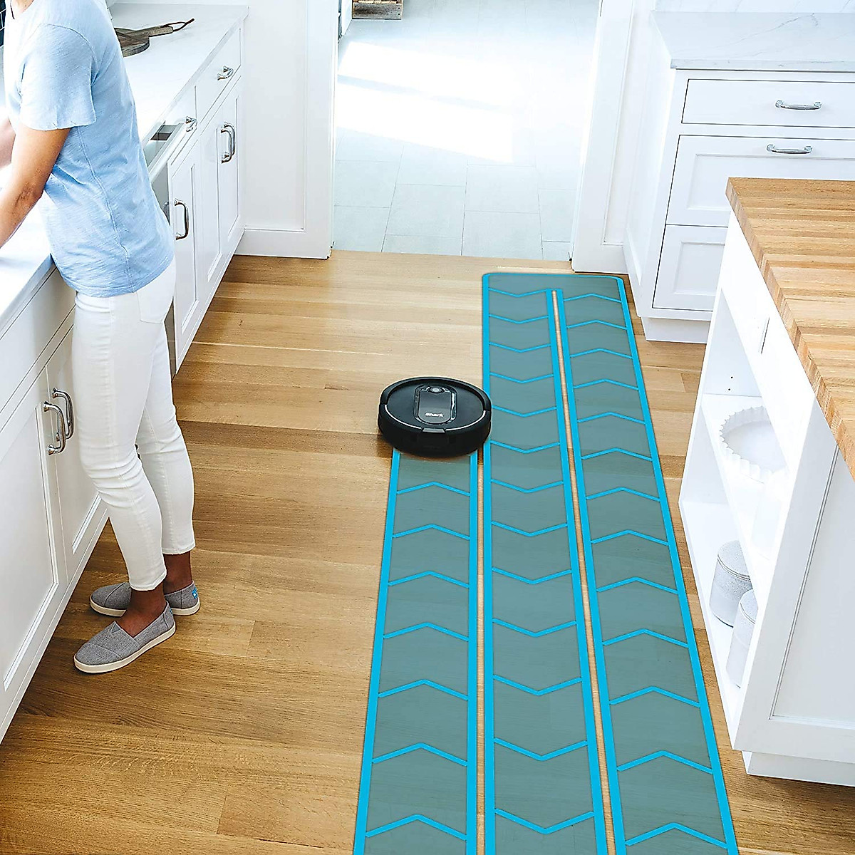 Shark RV1001AE IQ Robot Self-Empty XL, Robot Vacuum with IQ Navigation, Home Mapping, Self-Cleaning Brushroll, Wi-Fi Connected, Works with Alexa, Black