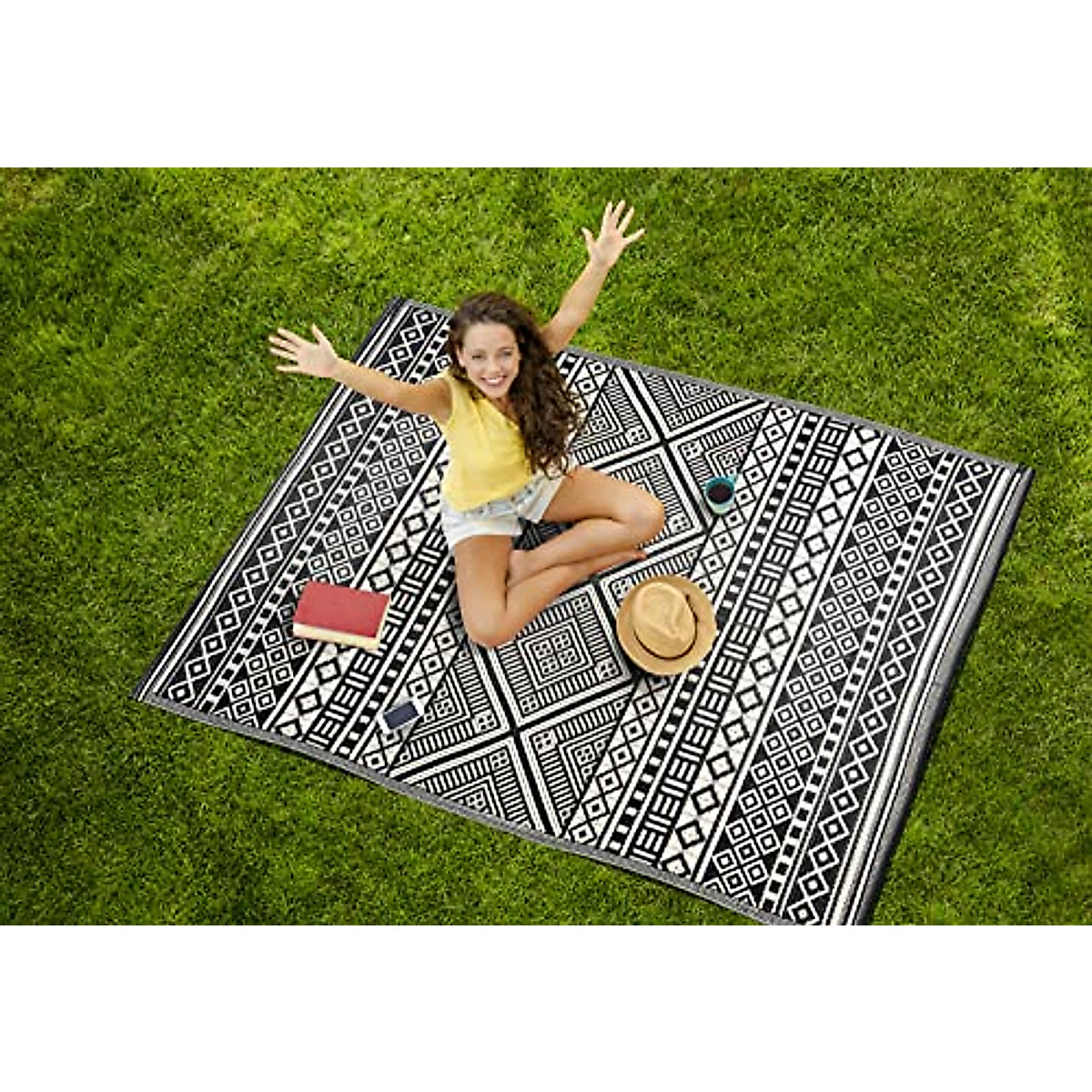 Beverly Rug Aztec Outdoor Rugs 8x10 Waterproof Boho Reversible Plastic Straw Rug Bohemian Outdoor Carpet, Outside Mat for Patio, Camping, Picnic, Porch, Deck, RV, Beach, Pool, Black and White, Texas