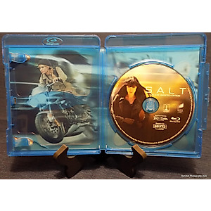 Salt (Deluxe Unrated Edition) [Blu-ray]