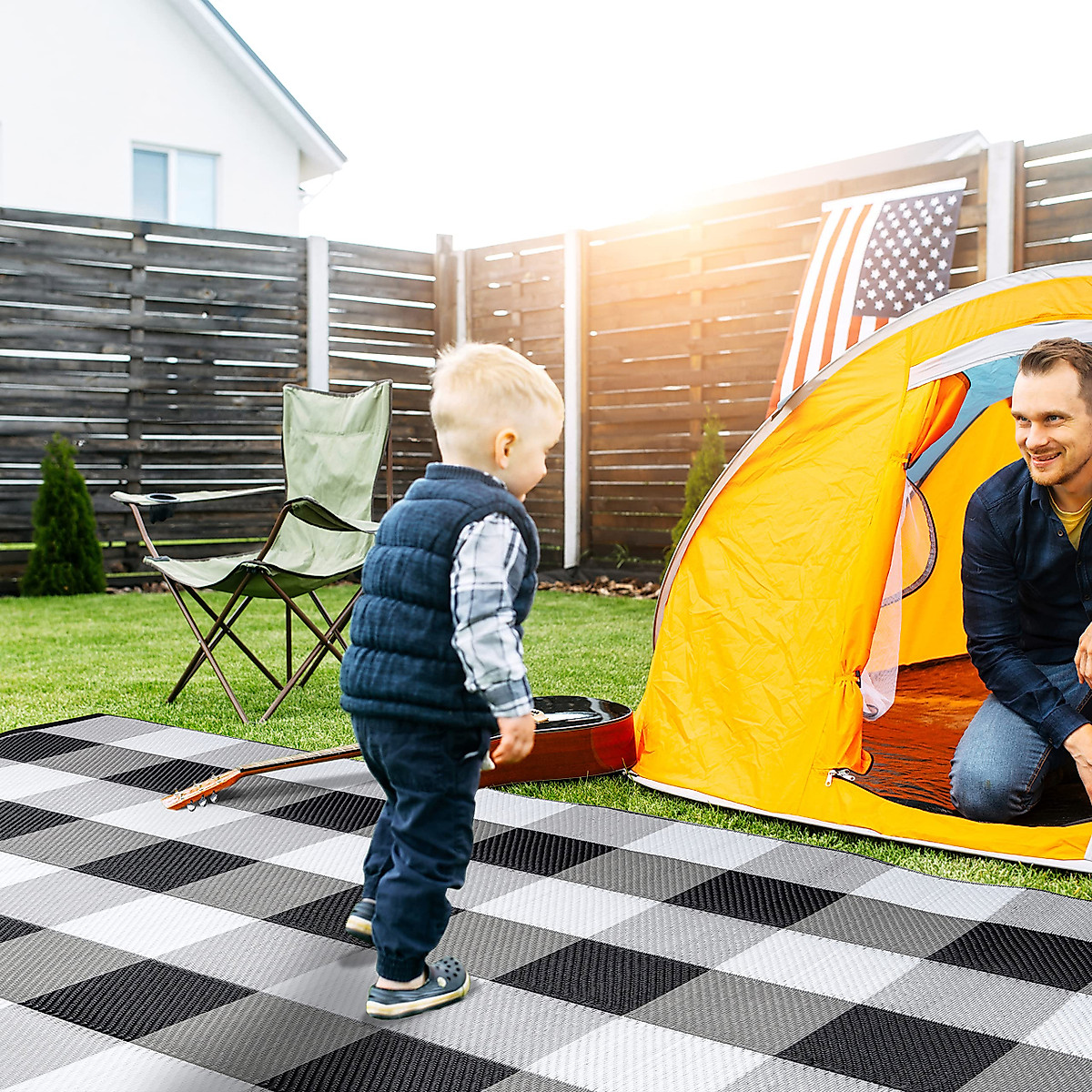 Lena Rug Buffalo Plaid Outdoor Rug Waterproof for Patio RV Camping Picnic Balcony Plastic Straw Rug Grey White 5x7