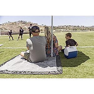 Sport-Brella SunSoul Outdoor Blanket with Slit for Umbrella Pole, Fleece and Water-Resistant for The Beach, Camping, and Picnics, Black