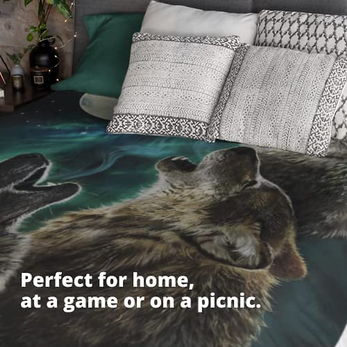 Dawhud Direct III Howling Wolf Fleece Blanket for Bed, 75" x 90" Queen Size Moon Fleece Throw Blanket for Women, Men and Kids - Super Soft Plush Wolf Blanket Throw Plush Blanket Wolf Gifts