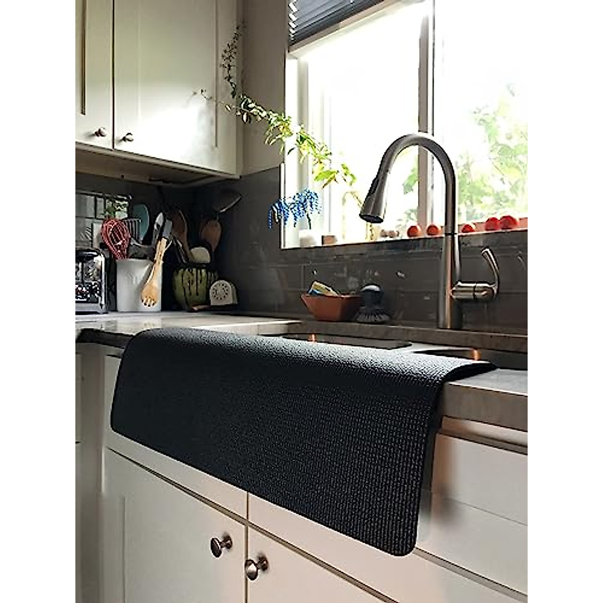 Black Kitchen sink edge guard/Kitchen granite protector/protects from chipping/copyright 2017/TM/Patent approved (17 in. width x 23 in. length)