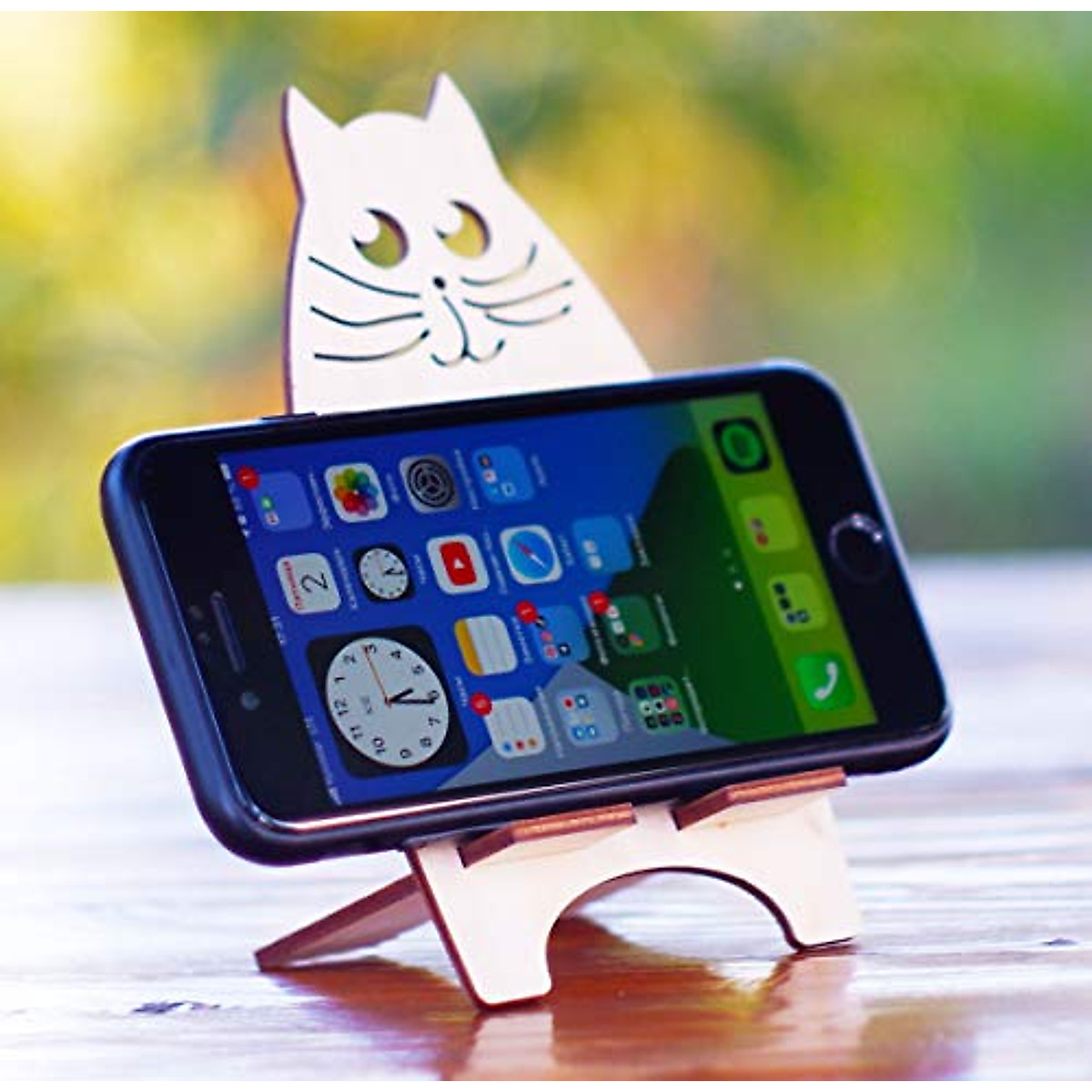 Dolyacrystal Wooden Phone Holder - Cute Decorative Dock with Animal Design - Lightweight & Non-Slip Wood Phone Stand for Desktop, Kitchen, Bedroom, Office - Cradles Most Smartphones & Tablets