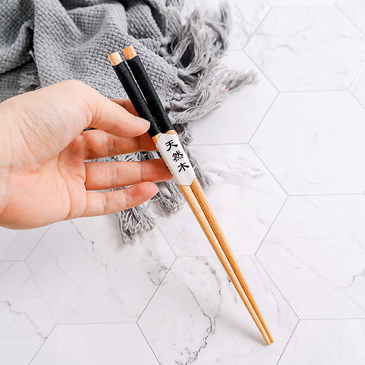 1 Pair Wood Chopsticks Easy To Clean BPA Free Great Smooth Finish Wooden Chopsticks 18cm C