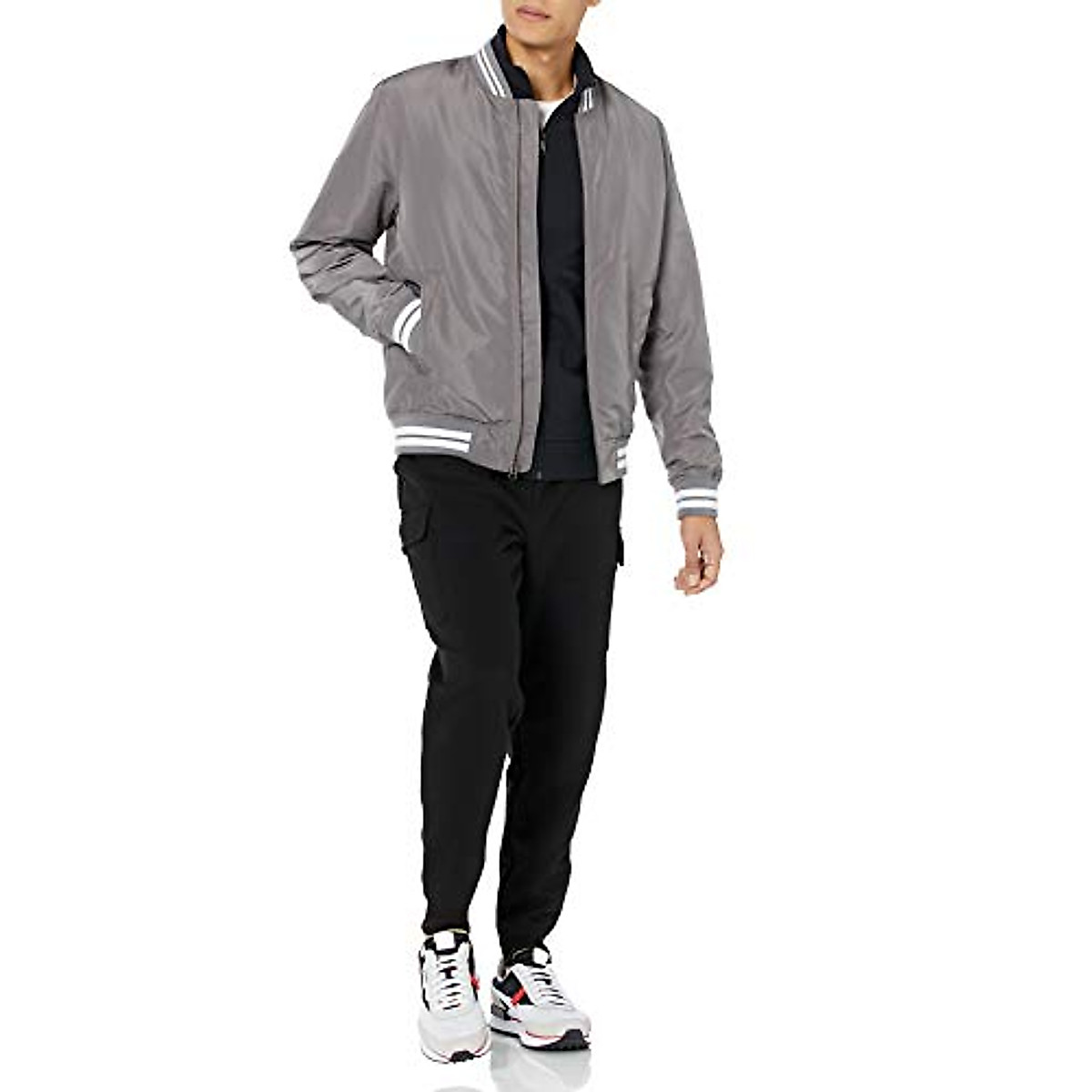 Amazon Essentials Men's Lightweight French Terry Full-Zip Mock Neck Sweatshirt, Black, Medium