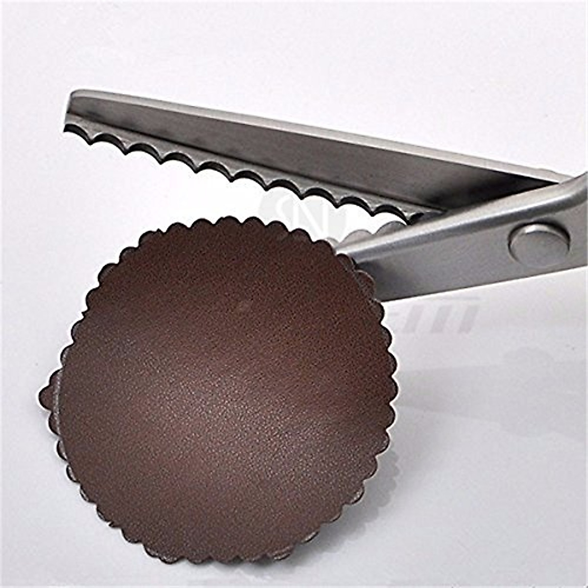 Fabric Pinking Shears Craft Scissors，Serrated Scalloped stainless Steel Handled Professional Sewing black Scissors, Scissors for Leather, Tailoring, Paper Crafts Hand shears etc. (Scalloped7mm)