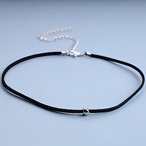 Yheakne Boho Leather Choker Necklace Thin Black Suede Velvet Necklace Chain Vintage Minimalist Beaded Necklace 90s Chain Jewelry for Women and Girls Gifts