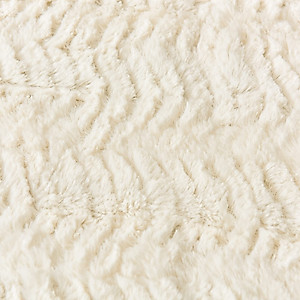 YUSOKI Luxury Faux Fur Throw Pillow Covers-18 x18,Set of 2-Boho Furry Fuzzy Fluffy Cozy Pillow Cases for Sofa Couch Bedroom Without Insert(Ivory,18"x18")