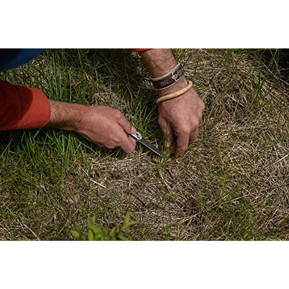 Gerber Gear Spire Pocket Knife - 2.93" Plain Edge Blade Assisted Opening Folding Knife - EDC Gear and Equipment - Aluminum