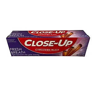 Close-Up Fluoride Toothpaste, Freshening Red Gel 4 oz (Pack of 4)