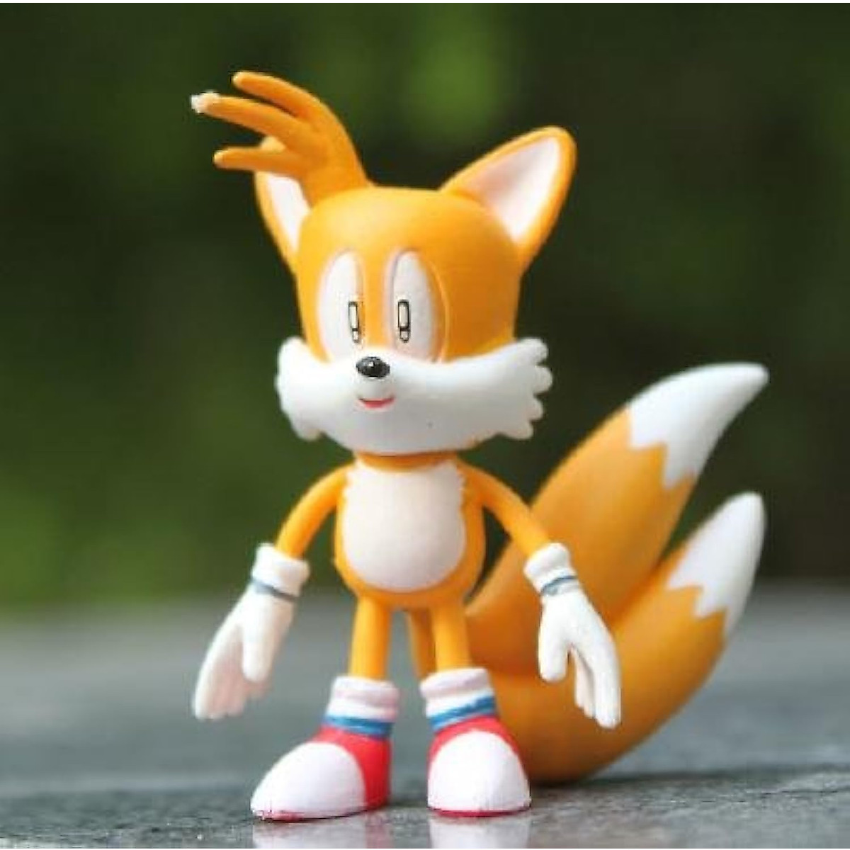 Sonic Multi Pack 2" Action Figure (6 Classic Figures - Knuckles, Sonic, Super Sonic, Amy, Metal Sonic and Tails) TRU Exclusive