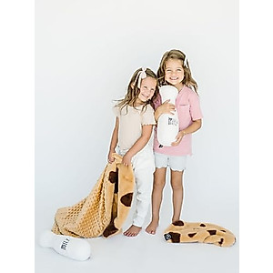 La La Fay Pillow and Blanket Pals Set – Unisex Luxe Minky Faux Fur Cookie Baby Blanket and Ultra-Soft Milk Bottle Pillow with Premium Filling – Essential Newborn and Toddler Gifts