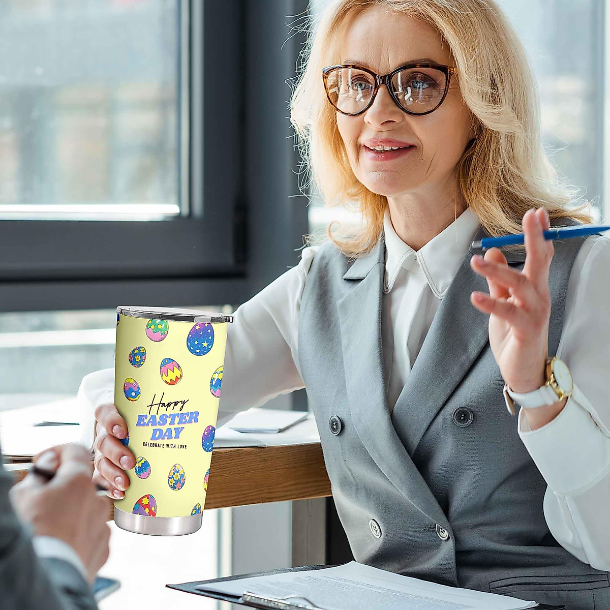 WIPI Easter Coffee Cups, Easter Gifts for Women Men Family and Friends, Spring Tumbler 20 Oz, Holiday Insulated Tumblers, Spring Coffee Mugs, Bunny Tumbler for Kids and Adults