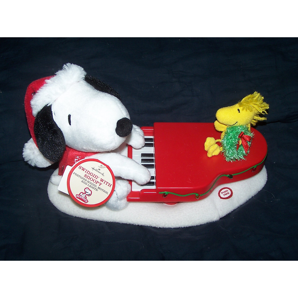 Hallmark Peanuts Swingin' with Snoopy and Woodstock Plush Interactive Holiday Display