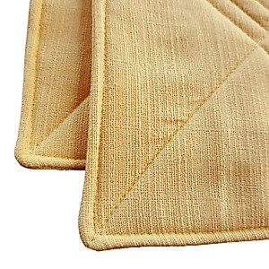 CUSHYSTORE 7.5" Pot Holder Cottage Style Oven Heat Pads for Cooking Kitchen Solid Plain Yellow, 2 Packs