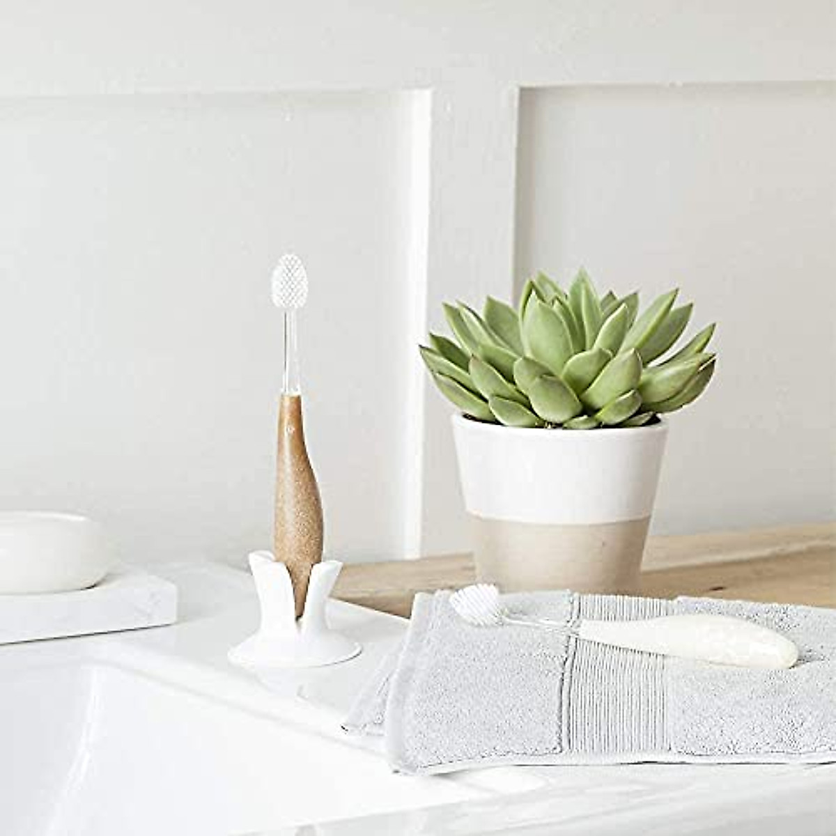 RADIUS Toothbrush Source Floss Brush BPA Free & ADA Accepted Improve Gum Health & Reduce Gum Issues - Medium - Starch - Pack of 1