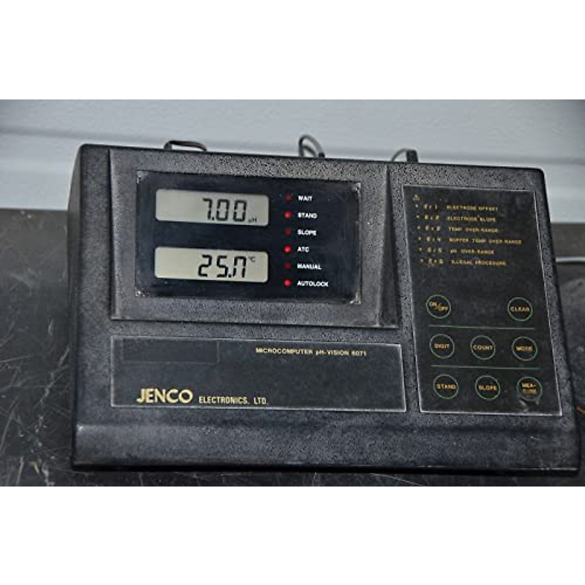 Jenco Microcomputer pH-Vision 6071 with Sensorex S200C Electrode