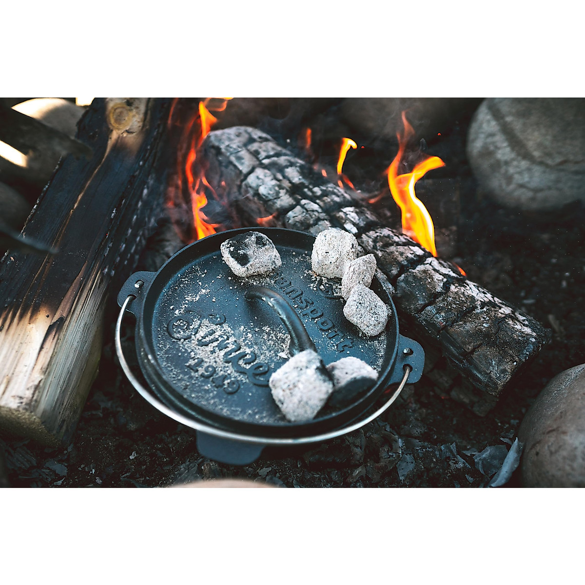 Stansport 4 QT Pre-Seasoned Cast Iron Dutch Oven with Legs (16021)