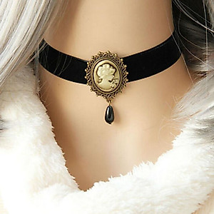 WUSUANED Fashion Retro Black Victorian Cameo Pearl Bead Velvet Choker Necklace (Relief Necklace)