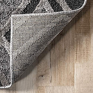 nuLOOM Trina Contemporary Diamonds Area Rug, 5' 3" x 7' 7", Grey
