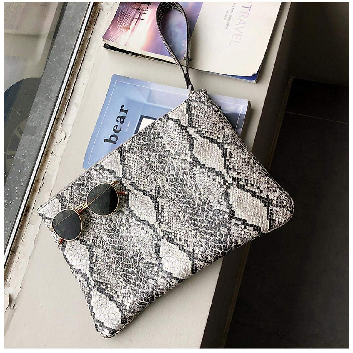 Handbags for Women Snake Printed Clutch Purse Snakeskin Envelope Clutch Bags for Casual Wedding Party (Light grey)