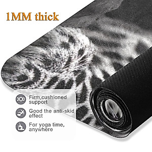 GOODOLD Blue Eyes Leopard Yoga Mat, 71 x 26 Inch Non-slip Yoga Mats Folding Travel Exercise Mat Indoor Outdoor Gym Pilates with Storage Bag for Women Men