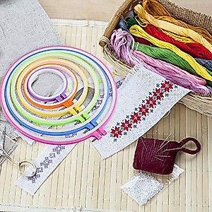 Caydo 6 Pieces Embroidery Hoops and 15 Needles, Plastic Circle Cross Stitch Hoop Ring Embroidery Circle Set, 3.4 inch to 10.4 inch (Multicolor)