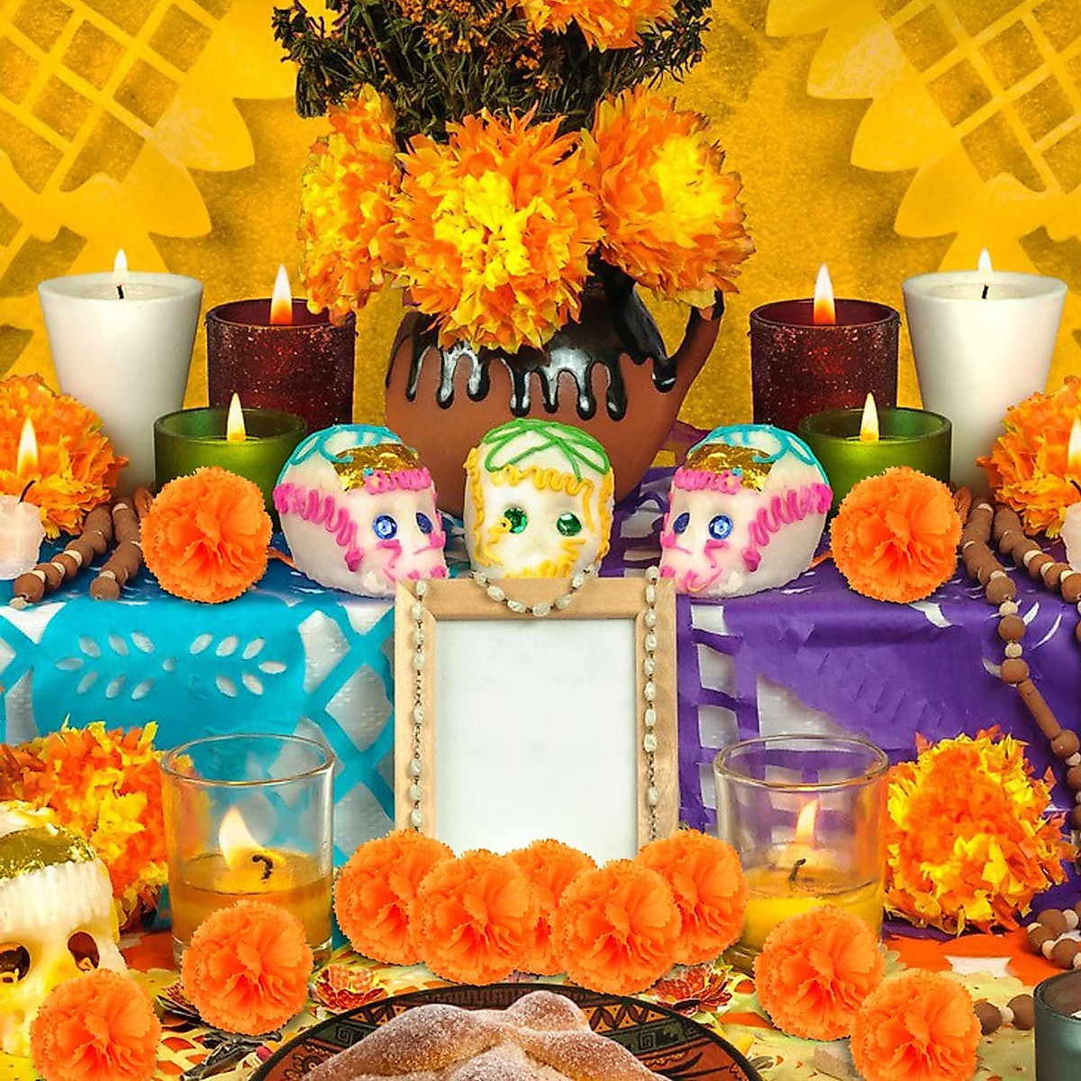 Labeol 50PCS Marigold Flowers Artificial Marigold Flowers Heads Bulk Mexican Decoration Silk Orange Marigold Garland with Stems for Day of The Dead Halloween Diwali Party Decorations Home Decor