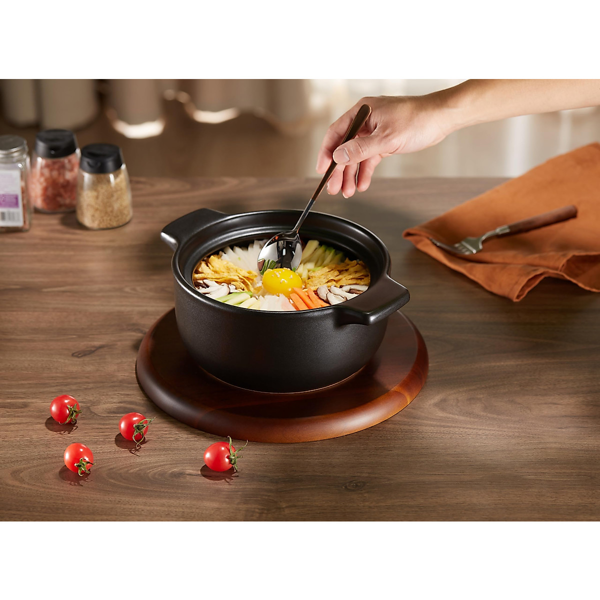 Kook Korean Hot Pot, Dolsot Pot, 68 oz, with Lid, for Cooking Donabe, Bibimbap, Kimchi, Hot Pot, Soups and Stews, Oven and Dishwasher Safe, Black