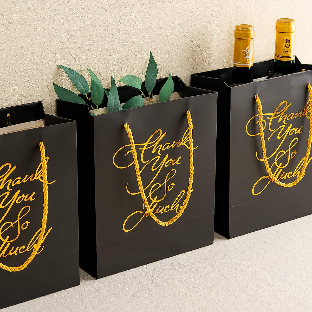 Crisky Black Gold Thank You Gift Bags, Birthday & Wedding Party Bags for Hotel Guests, Baby Shower Party Favor Bags, Candy Buffet Bags, Set of 25