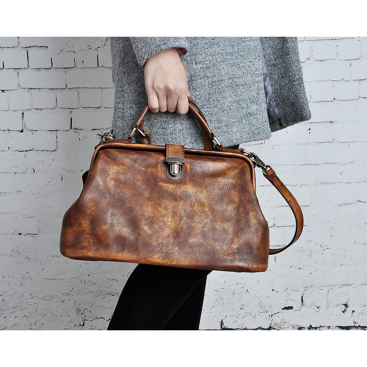 ZLYC Women Retro Vintage Genuine Leather Doctor Top Handle Cross Body Bag, Brown