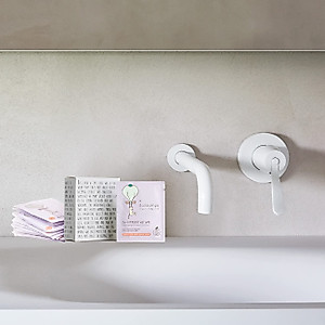 Dadaumpa Box Of 8 Individually Wrapped Sensitive Baby Wet Wipes, with Marigold and Almond Organic Oils - - Made in Italy with 100% Recycled Packaging